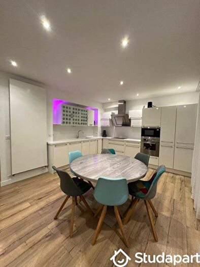 Appartement à louer - Sainte Cécile, Le Havre - 1 pièce - 7 chambres