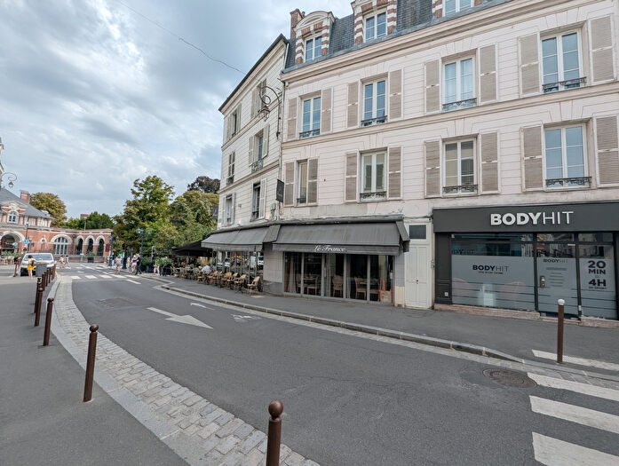 Fontainebleau, Centre-ville - Appartement 3 pièces à vendre