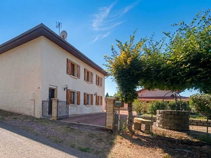 Maison 7 pièces à vendre - Saint-Hilaire-sous-Charlieu