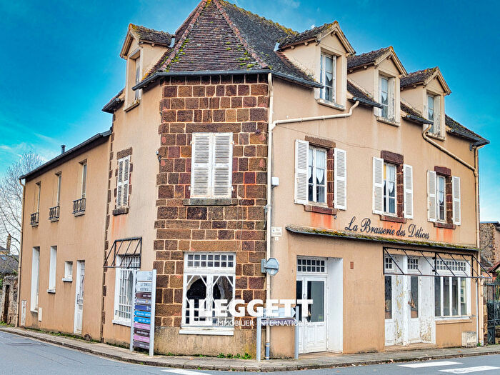 Maison à vendre - Chaillac - 9 pièces - 6 chambres