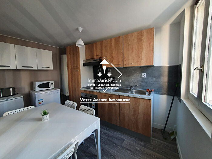 Appartement à louer - Limoges, Centre-ville, Hôtel de Ville, Emailleurs - 4 pièces - 3 chambres