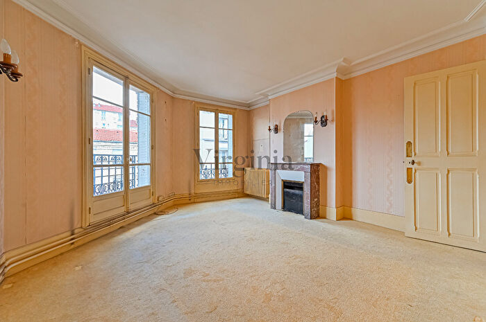 Appartement 3 pièces à vendre à Saint-Maurice, Plateau