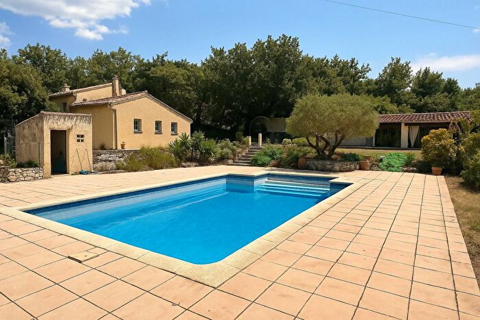 Maison à vendre - Montélimar, Centre-ville - 6 pièces - 4 chambres