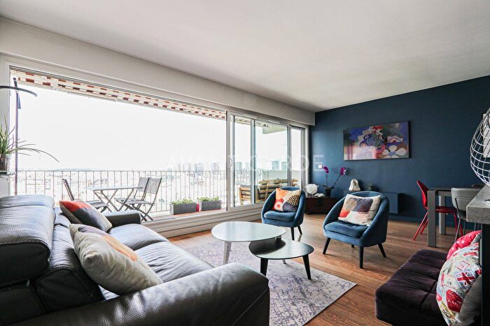 Appartement 4 pièces à louer à Cambronne-Garibaldi, Paris 15ème arrondissement