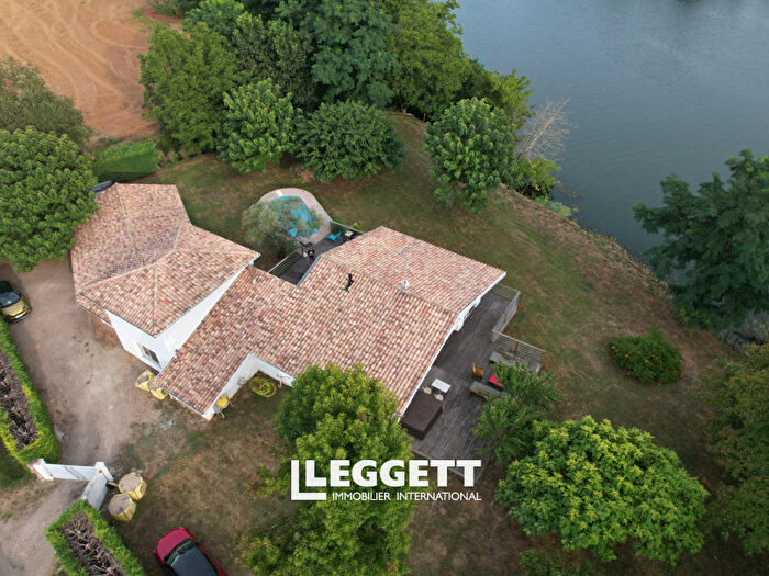 Maison 6 pièces à Clairac, à vendre