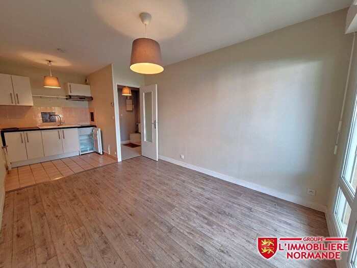 Centre Ville, Louviers : Appartement 2 pièces à louer