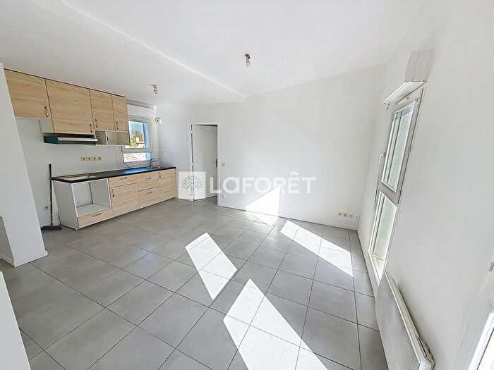 Appartement à vendre - Clichy-sous-Bois, Coteau, Colline, Le Parc - 2 pièces - 1 chambre