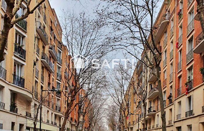 Clichy, Entrée de Ville : Appartement 2 pièces à vendre