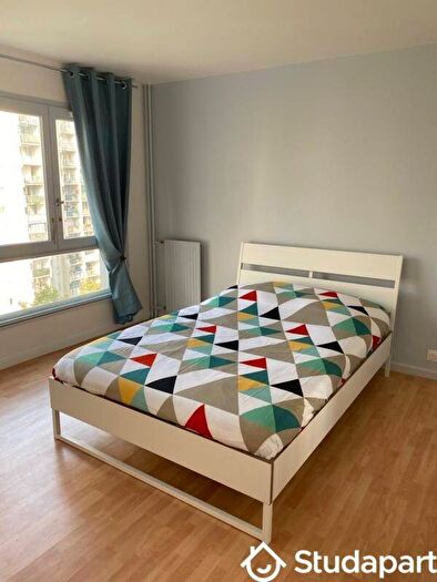 Appartement à louer - République-Gare-Porte de Paris, Saint-Denis - 1 pièce - 1 chambre