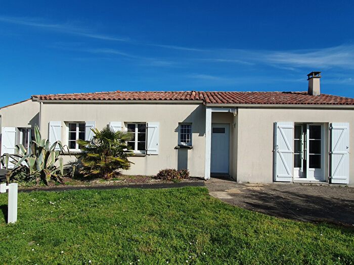 Maison à vendre - Cozes - 5 pièces - 4 chambres