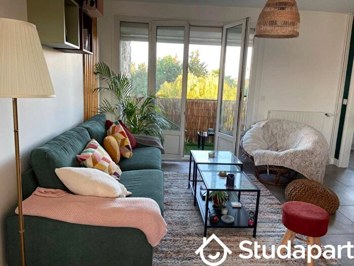 Appartement à louer - Les Boutareines, Villiers-sur-Marne - 3 pièces