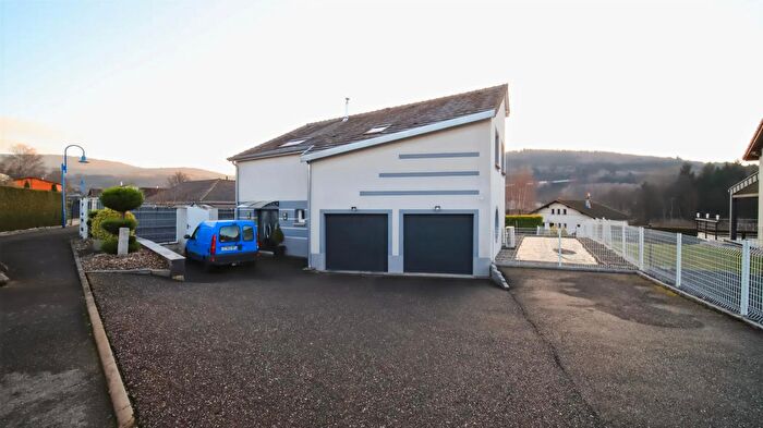 Maison à vendre - Fraize - 7 pièces - 5 chambres