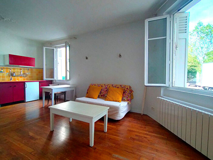 Appartement 1 pièce à vendre à Paris 19ème, Buttes Chaumont, Laumière, Manin