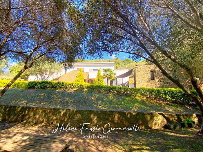 Maison à vendre - Oletta - 8 pièces - 6 chambres