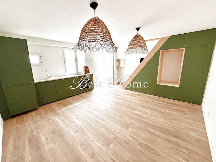 Appartement à louer - Nîmes, Feuchères - 3 pièces - 2 chambres