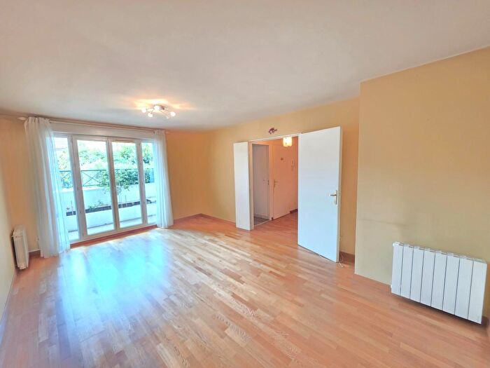 Appartement à vendre - Houilles, Centre-ville - 3 pièces - 2 chambres