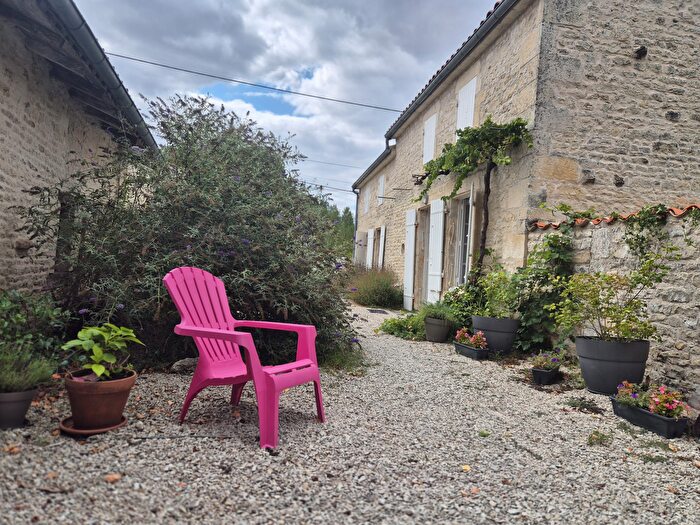 Maison à vendre - Marsais - 5 pièces - 3 chambres