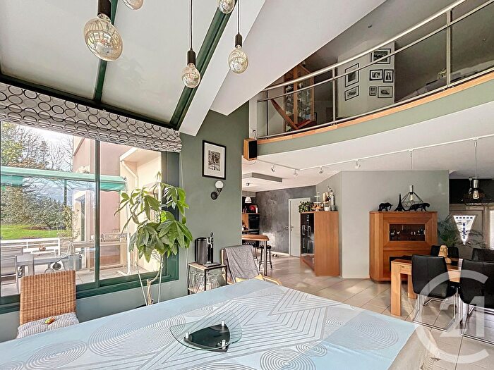 Maison à vendre - Contest - 10 pièces - 5 chambres