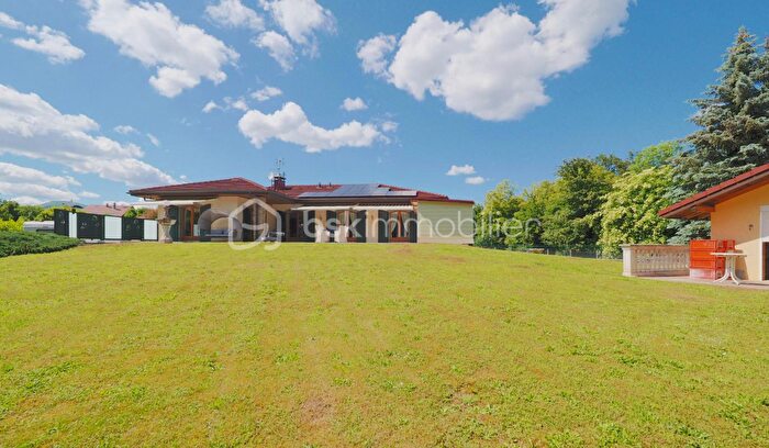 Maison 5 pièces à Arthaz-Pont-Notre-Dame, à vendre