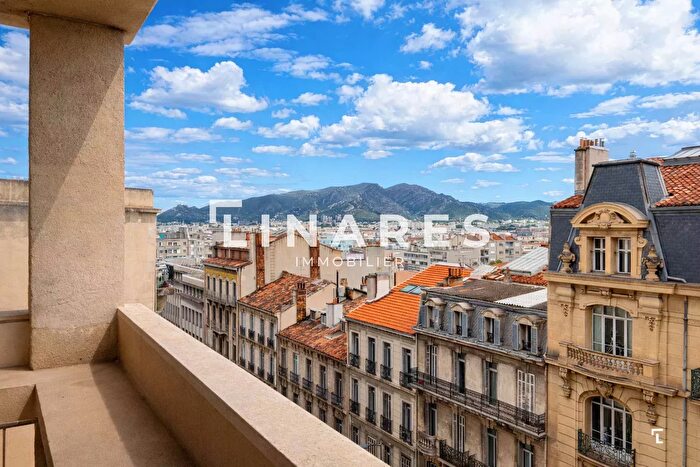 Appartement à vendre - Marseille e , Perier - 5 pièces - 4 chambres