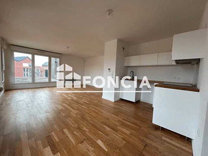 Nord Est, Lens : Appartement 4 pièces à louer