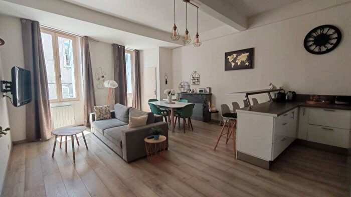 Avignon, Palais des Papes, Zone Piétonne - Appartement 3 pièces à louer