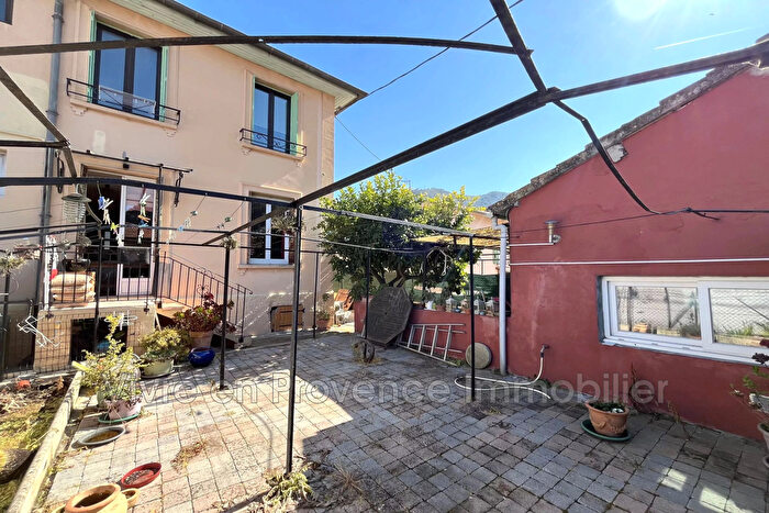 Appartement à vendre - La Trinité - 4 pièces - 3 chambres