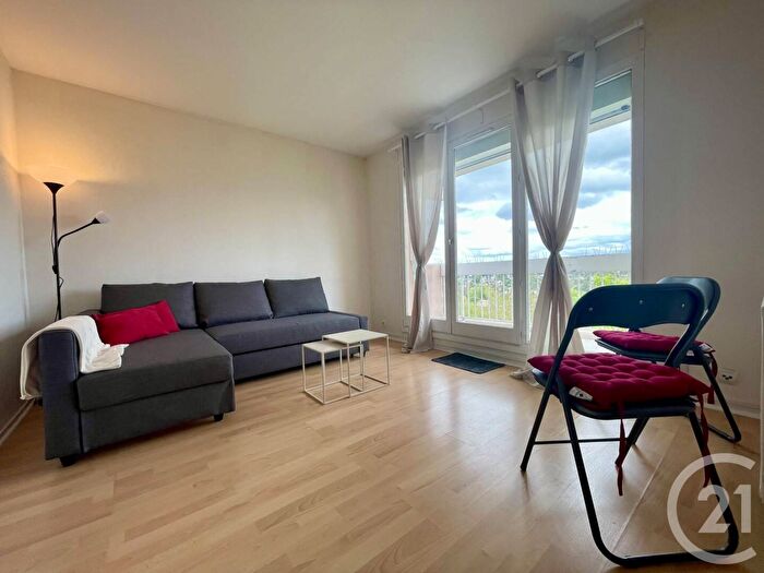 Appartement à louer - Évry-Courcouronnes - 3 pièces - 2 chambres