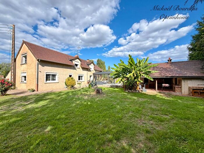 Maison 7 pièces à vendre à Sarcé