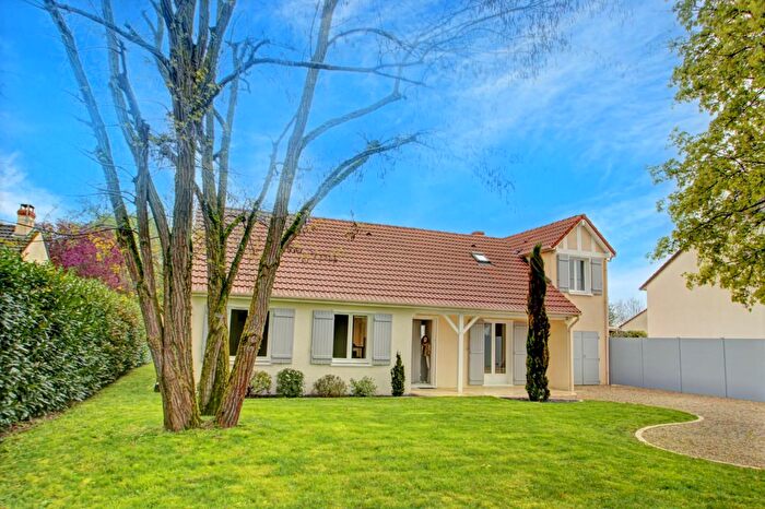 Maison à vendre - La Chapelle-Saint-Mesmin - 5 pièces - 4 chambres