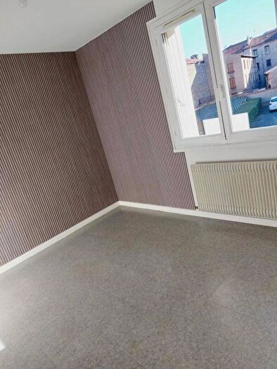 Appartement à louer - Saint-Bonnet-le-Château - 4 pièces - 3 chambres