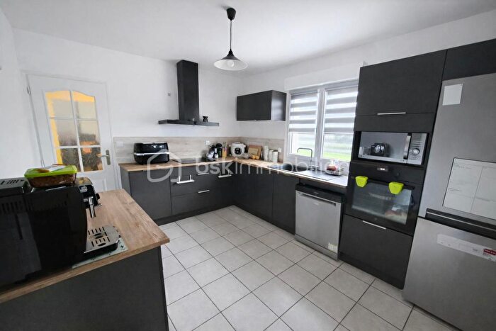 Maison à vendre - Suippes - 7 pièces - 5 chambres