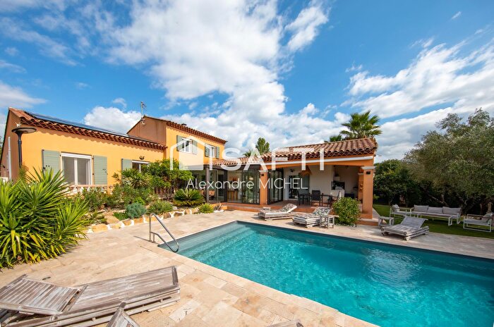 Maison à vendre - La Cadière-dAzur - 6 pièces - 4 chambres