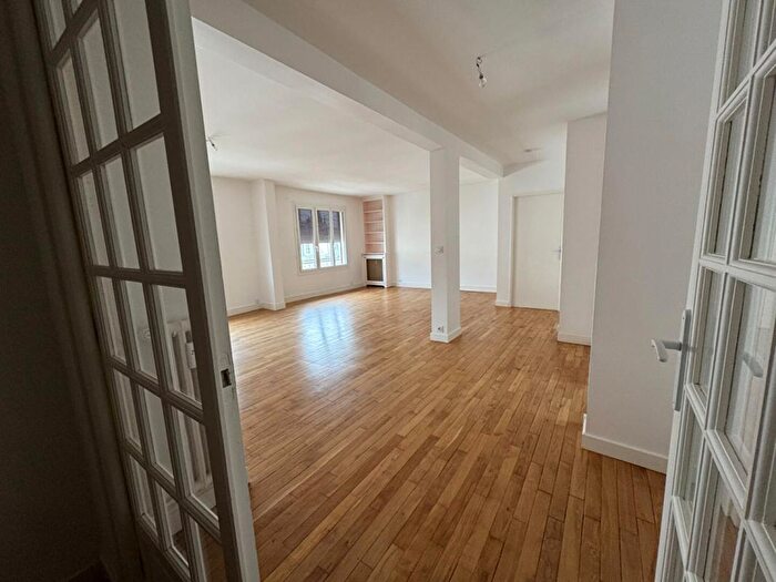 Appartement à vendre - Limoges, Centre-ville, Hôtel de Ville, Emailleurs - 5 pièces - 3 chambres