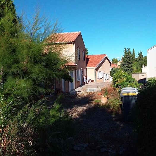 Maisons à vendre et appartements à louer - 1