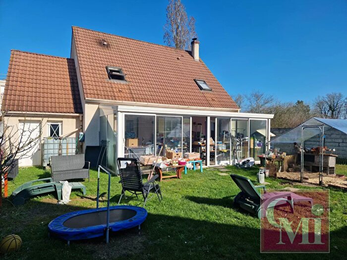 Maison à vendre - Breuillet - 6 pièces - 4 chambres