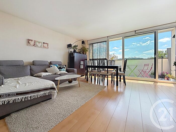 Appartement à vendre - Nanterre - 4 pièces - 3 chambres