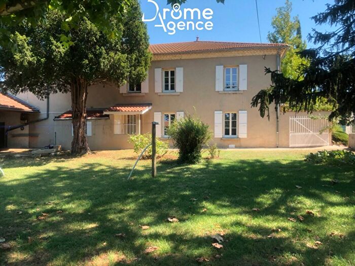 Maison à louer - Châteauneuf-sur-Isère - 4 pièces - 3 chambres