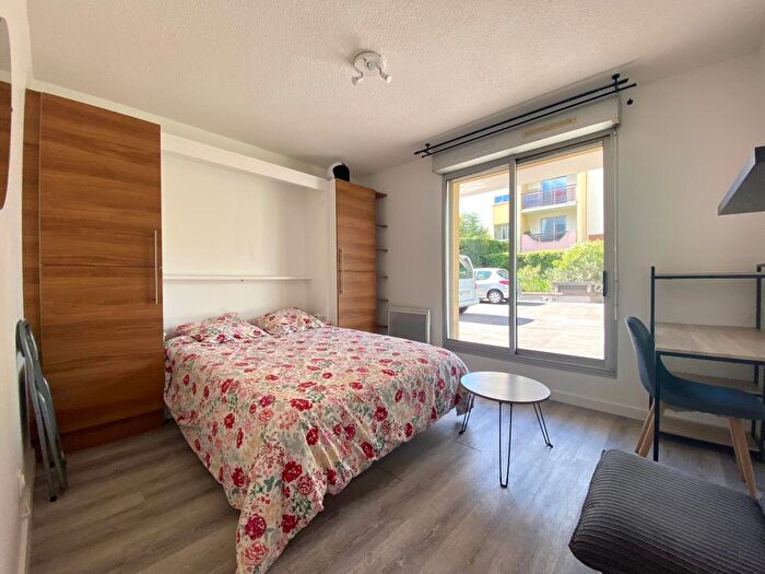 Appartement à louer - Toulouse, Saint-Michel - 1 pièce