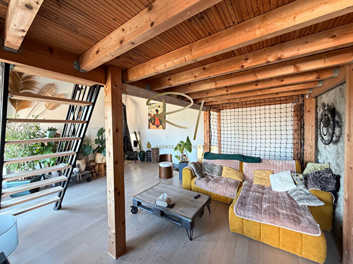 Saint-Sauveur-de-Cruzières : Maison 7 pièces à vendre