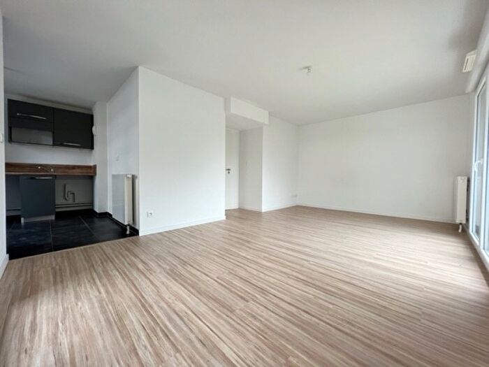 Quartiers Nord-Est, Jeanne d'Arc - Appartement 4 pièces à louer