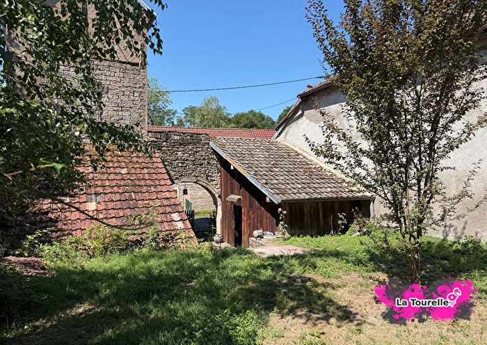 Clairegoutte - Maison 2 pièces à vendre