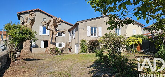 Annonay, Centre-ville : Maison 7 pièces à louer