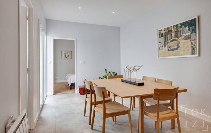 Centre ville, Bordeaux : Appartement 3 pièces à louer