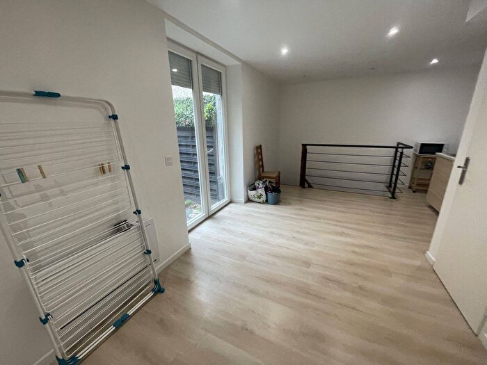 Appartement 1 pièce à louer - Saint Louis, Lyon 7ème arrondissement