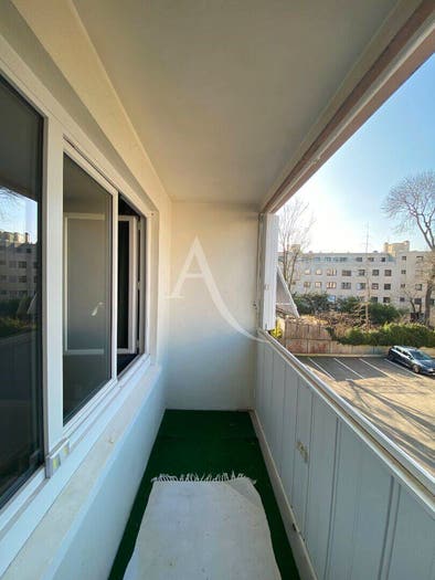 Centre Ville, Crosne - Appartement 3 pièces à louer