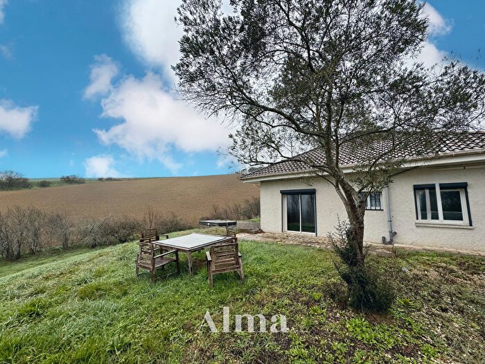 Maison 6 pièces à Villebrumier, à vendre