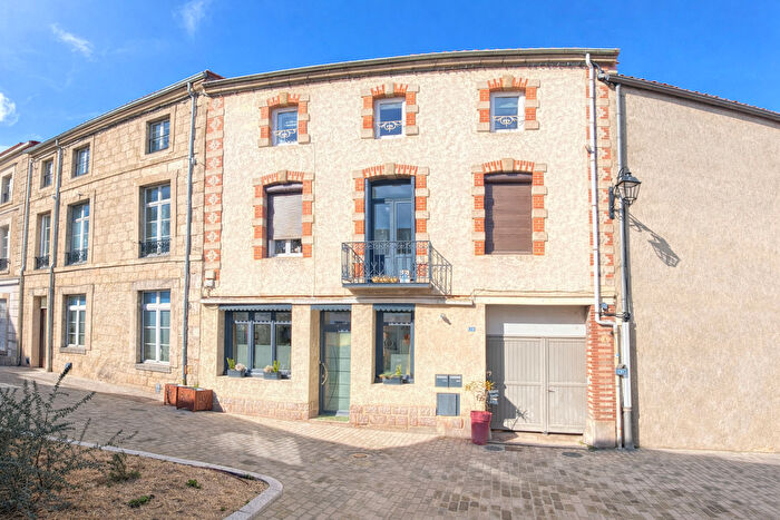 Appartement à vendre - Saint-Marcellin-en-Forez - 3 pièces - 2 chambres