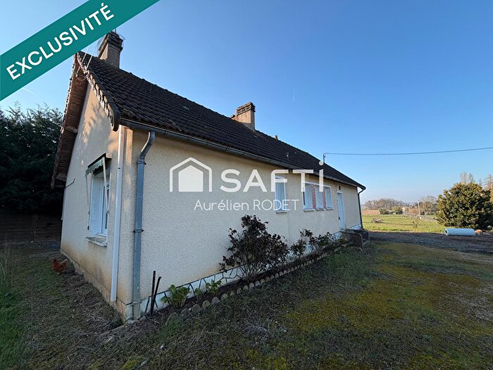 Maison à vendre - Guilly - 5 pièces - 3 chambres