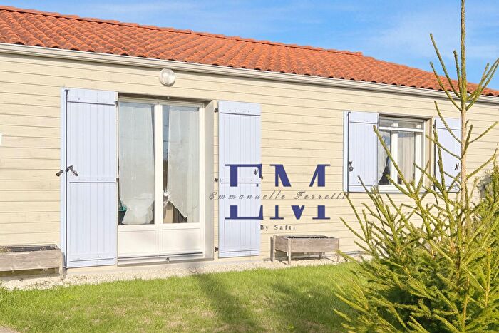 Saint-Hilaire-la-Forêt - Maison 3 pièces à vendre